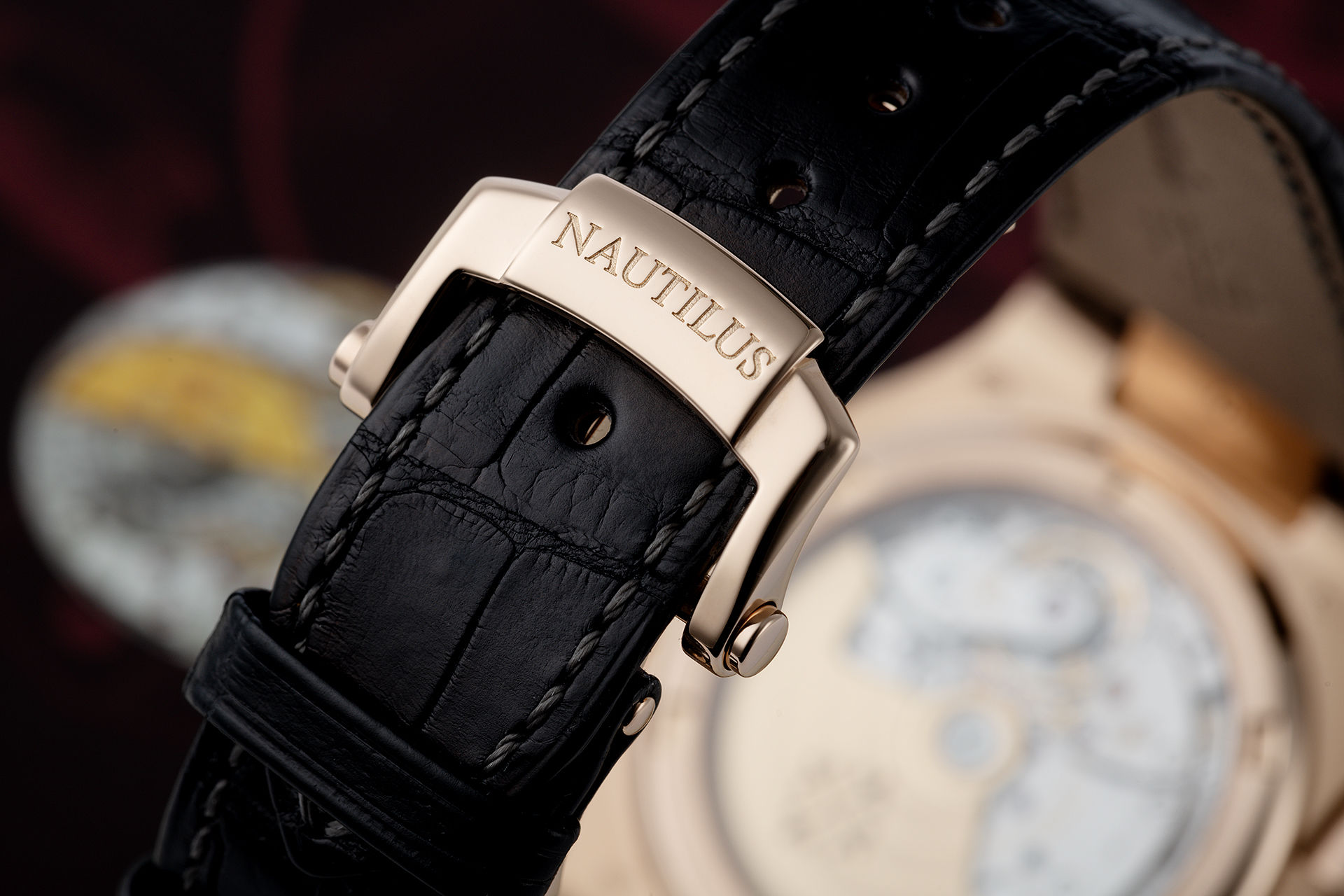 Patek Philippe Nautilus Watches | ref 5711R-001 | 'Rose Gold' Complete ...